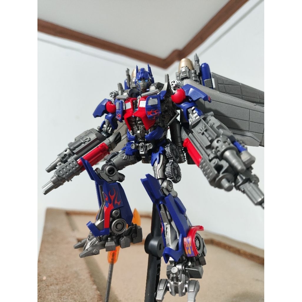 Jual Transformers Blokees Optimus prime Jetfire | Shopee Indonesia