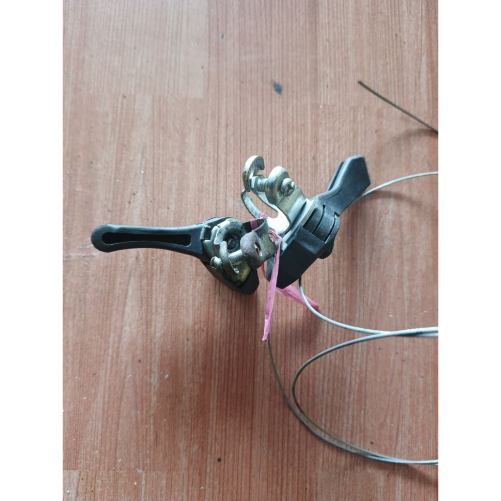 Jual shifter sepeda mtb jadul model friksi merk shimano nos | Shopee ...