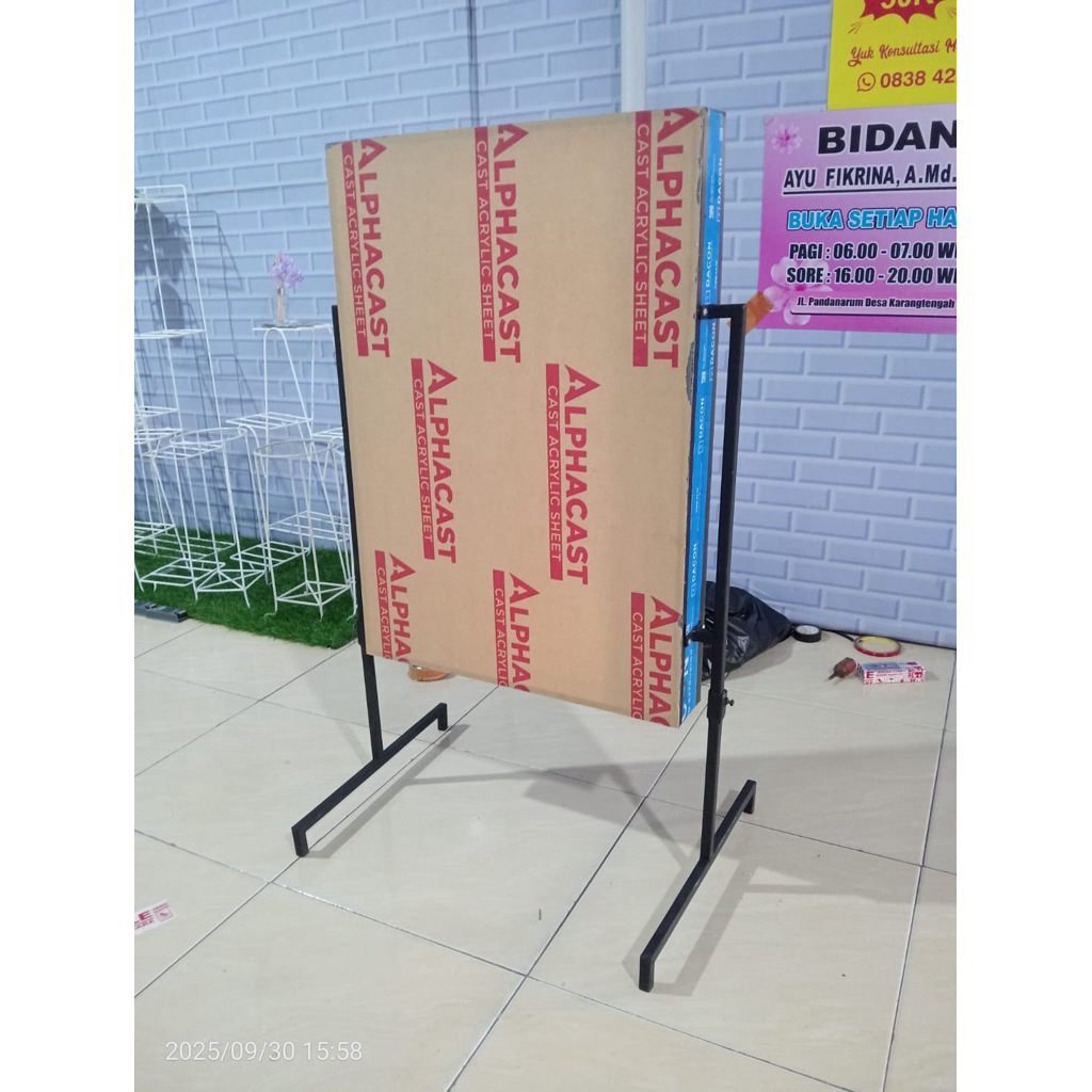 Jual STANDING NEON BOX UK 90cm x 50cm | Shopee Indonesia