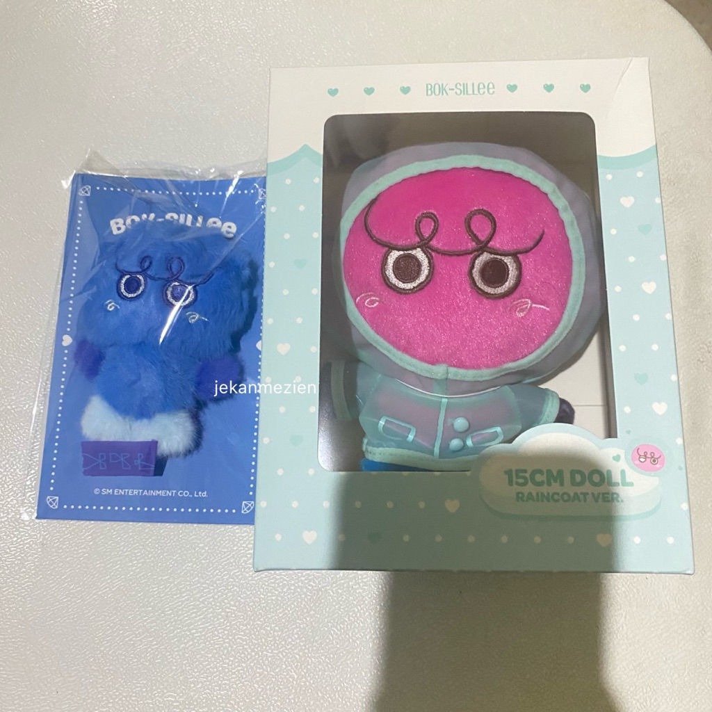 Jual SHINee Key bok-sille doll 15cm raincoat & MD hunter | Shopee Indonesia