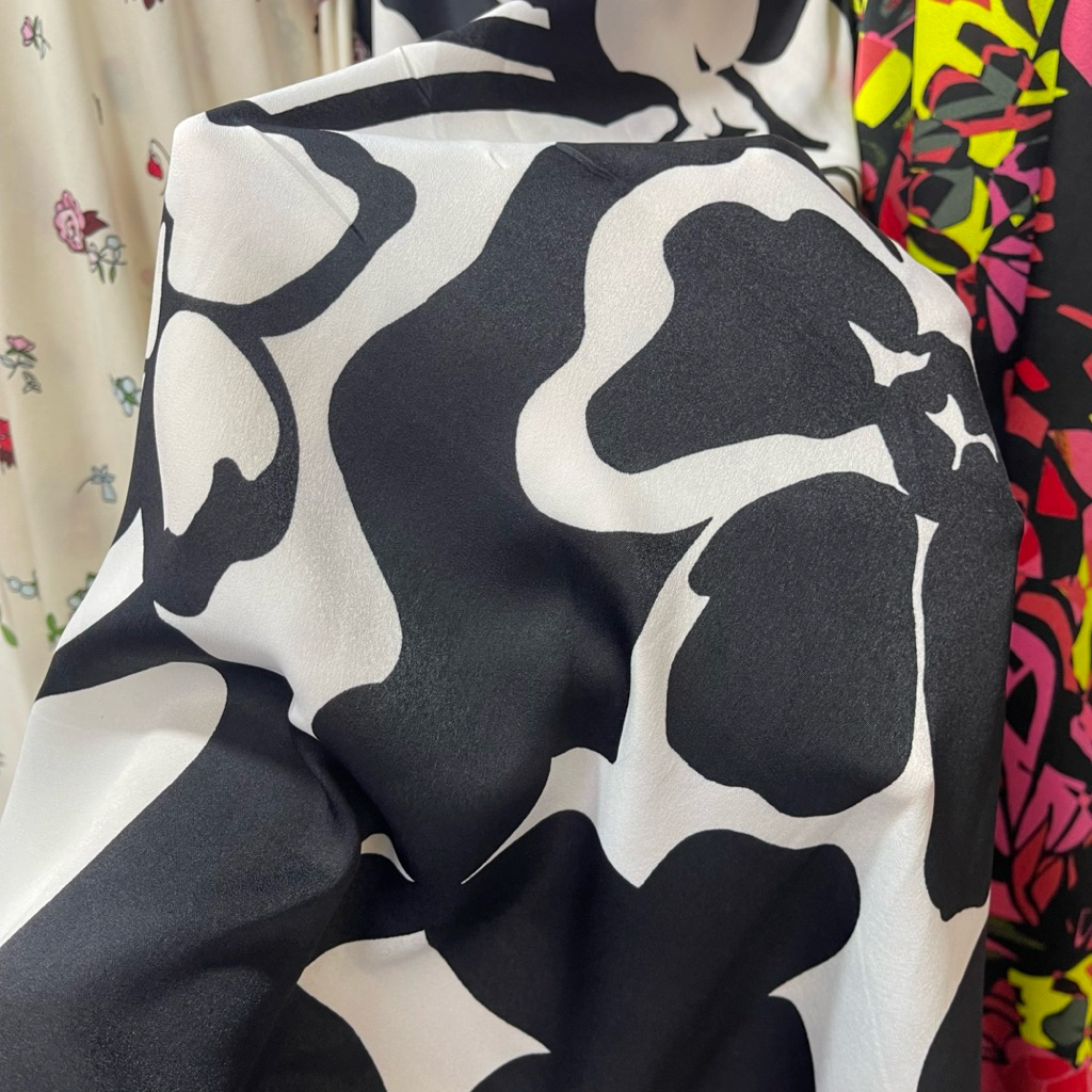 Jual kain baby silk motif bunga premium - kain silk luxury - kain silk ...