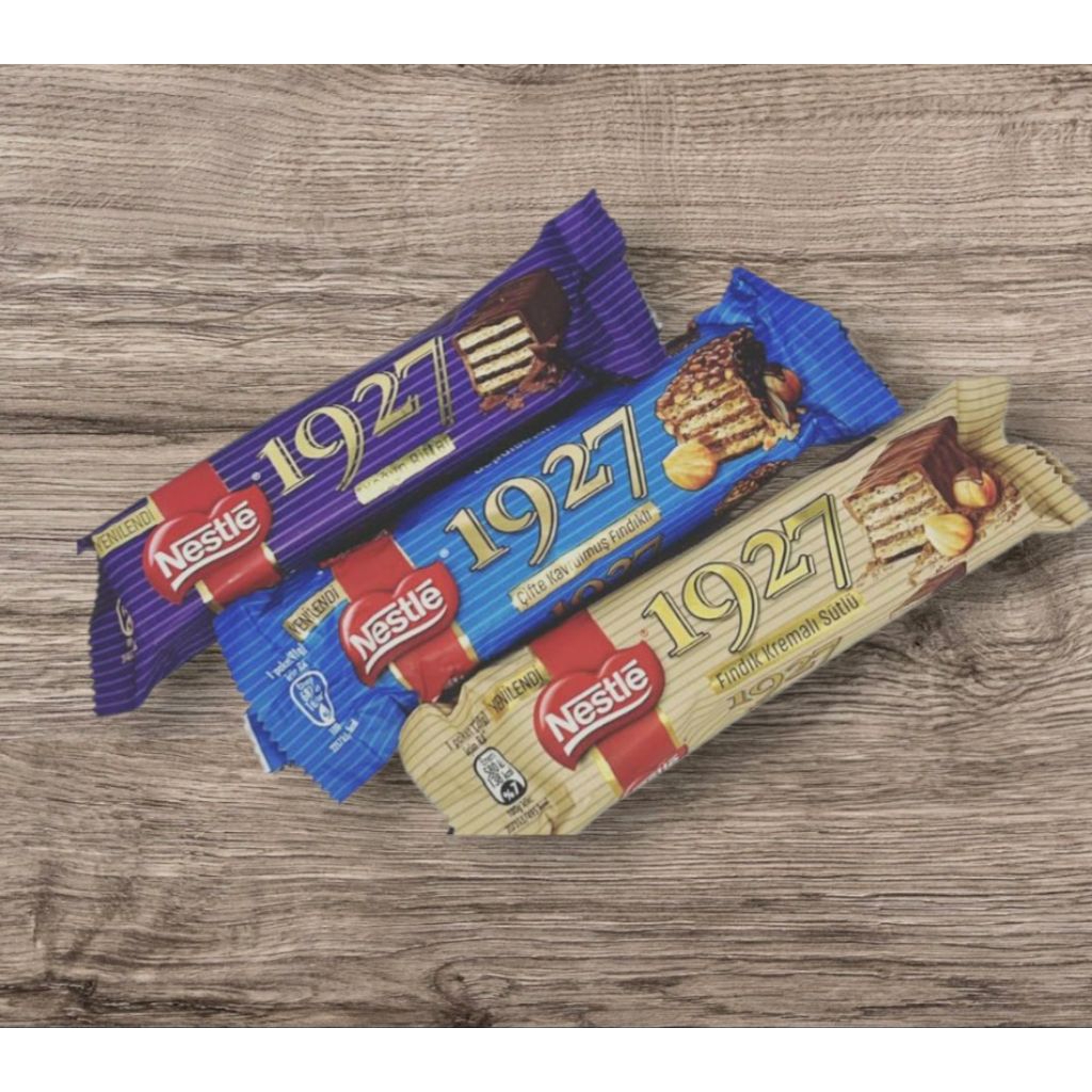 Jual nestle 1927 wafer dark chocolate / hazelnut chocolate (READ ...