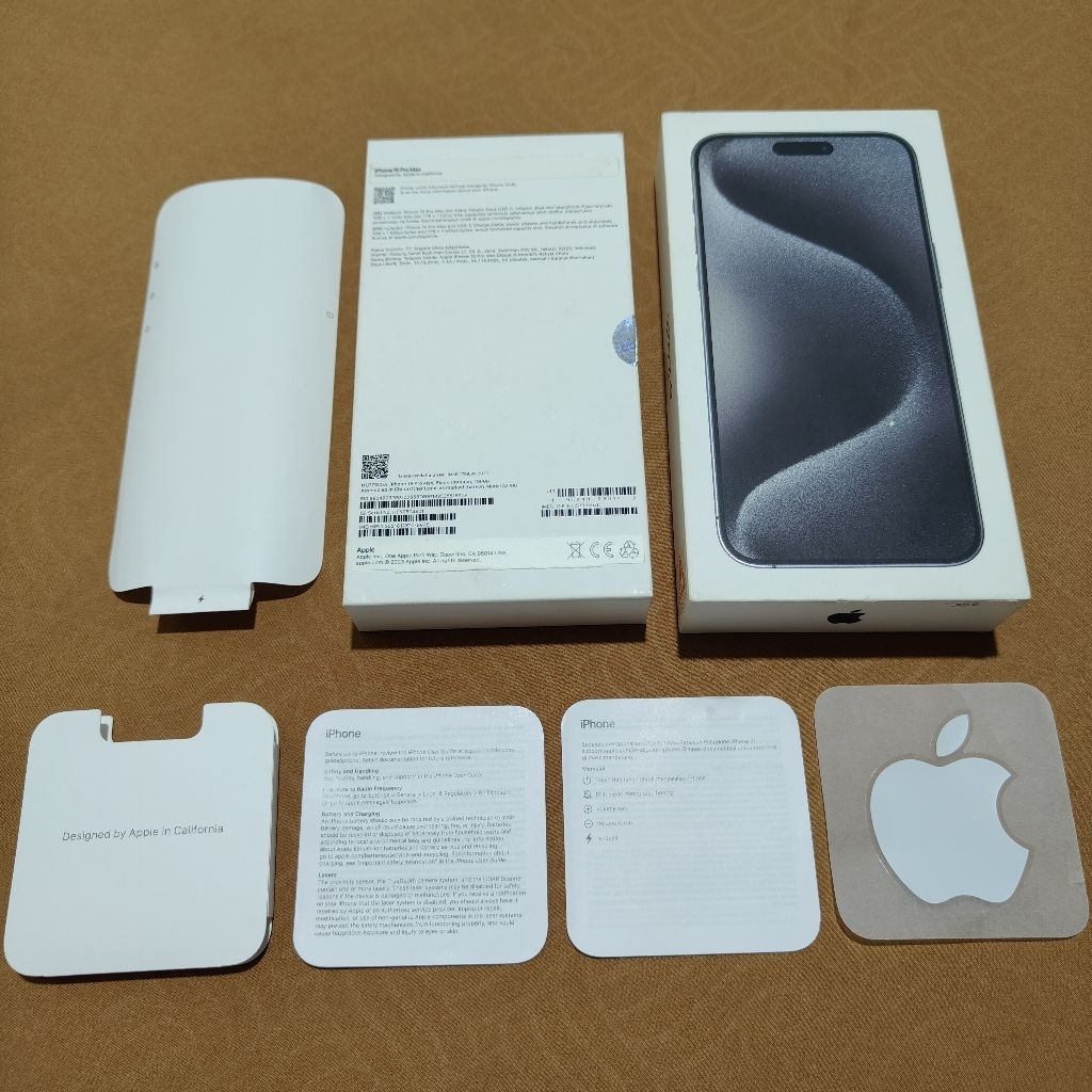 Jual Dus Box iPhone 15 PRO MAX 256GB Black Titanium iBox Original ...