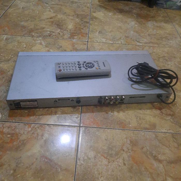 Jual dvd vcd cd player samsung dvd-p250k mic normal gambar dvd di tv ...
