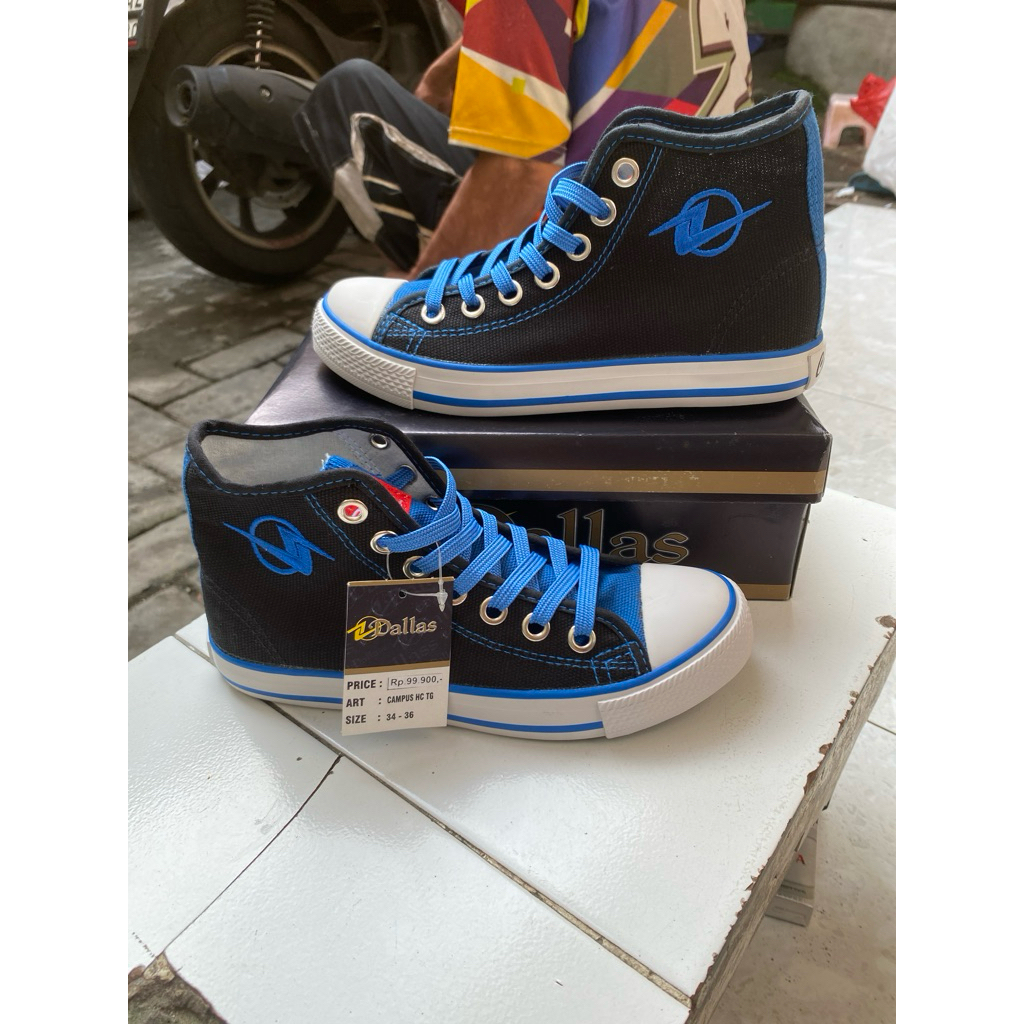 Jual SEPATU WARIOR DALLAS SIZE 34-36 | Shopee Indonesia