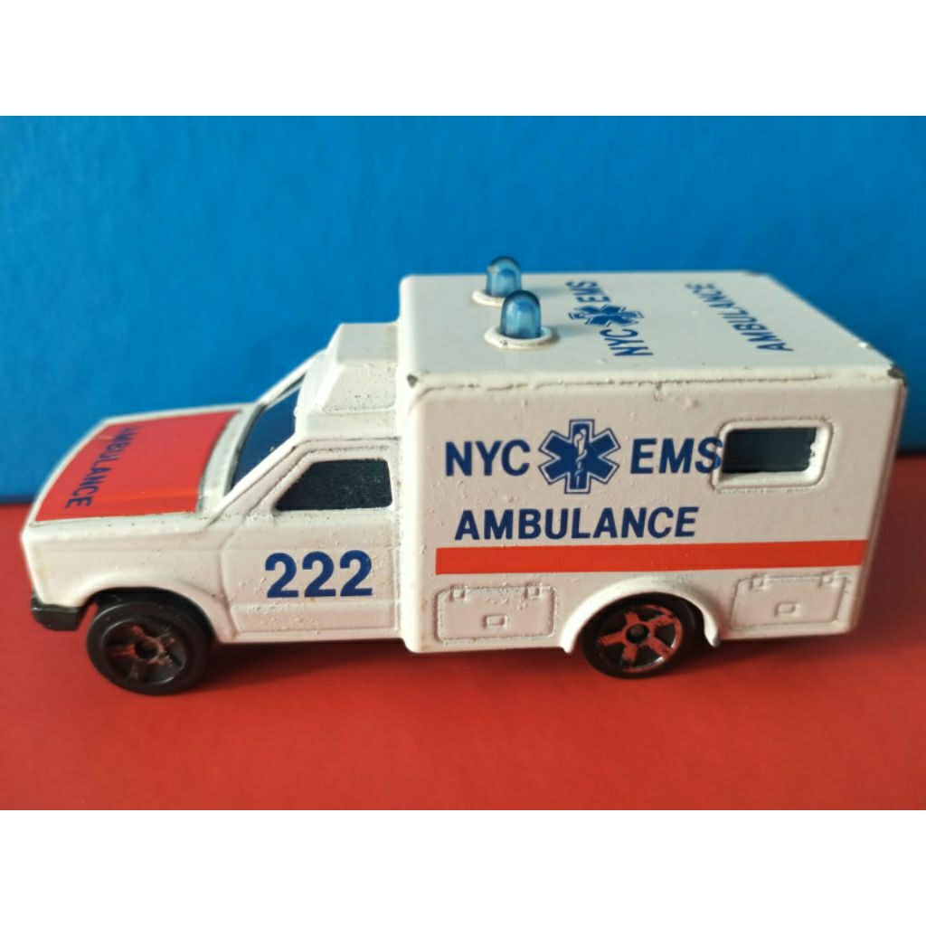 Jual Majorette Ambulance - Loose. | Shopee Indonesia