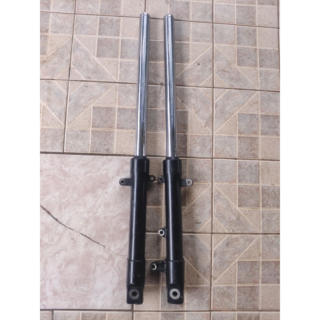 Jual shock depan set as cbr 150 cbu original | Shopee Indonesia