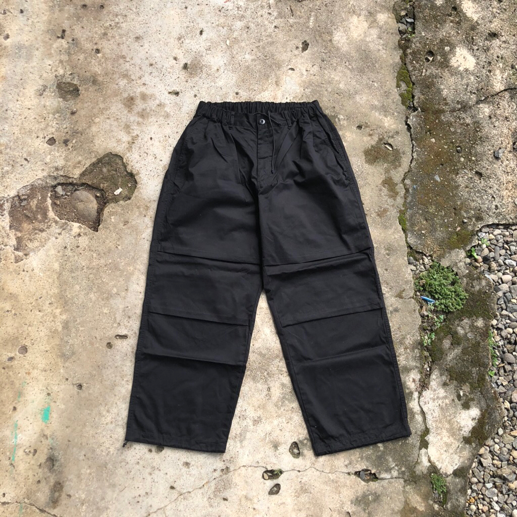 Jual Utillity super wide pants by wego japan ( second/bekas ) | Shopee ...