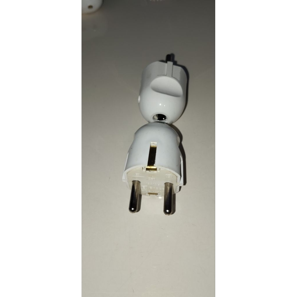 Jual Steker Broco Two Pole Plug With Earth | Shopee Indonesia