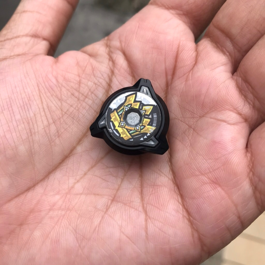 Jual Beyblade X Chip Emperor New Unsealed | Shopee Indonesia