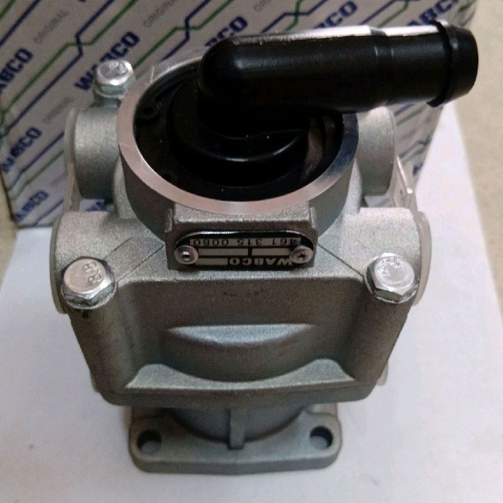 Jual Foot Brake Valve / Pedal Rem Assy Truck FAW WABCO / KNORR | Shopee ...