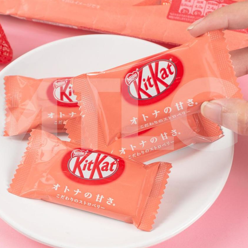 Jual Kit Kat Strawberry / Kit Kat Jepang Stroberi / Strawberry Kitkat ...