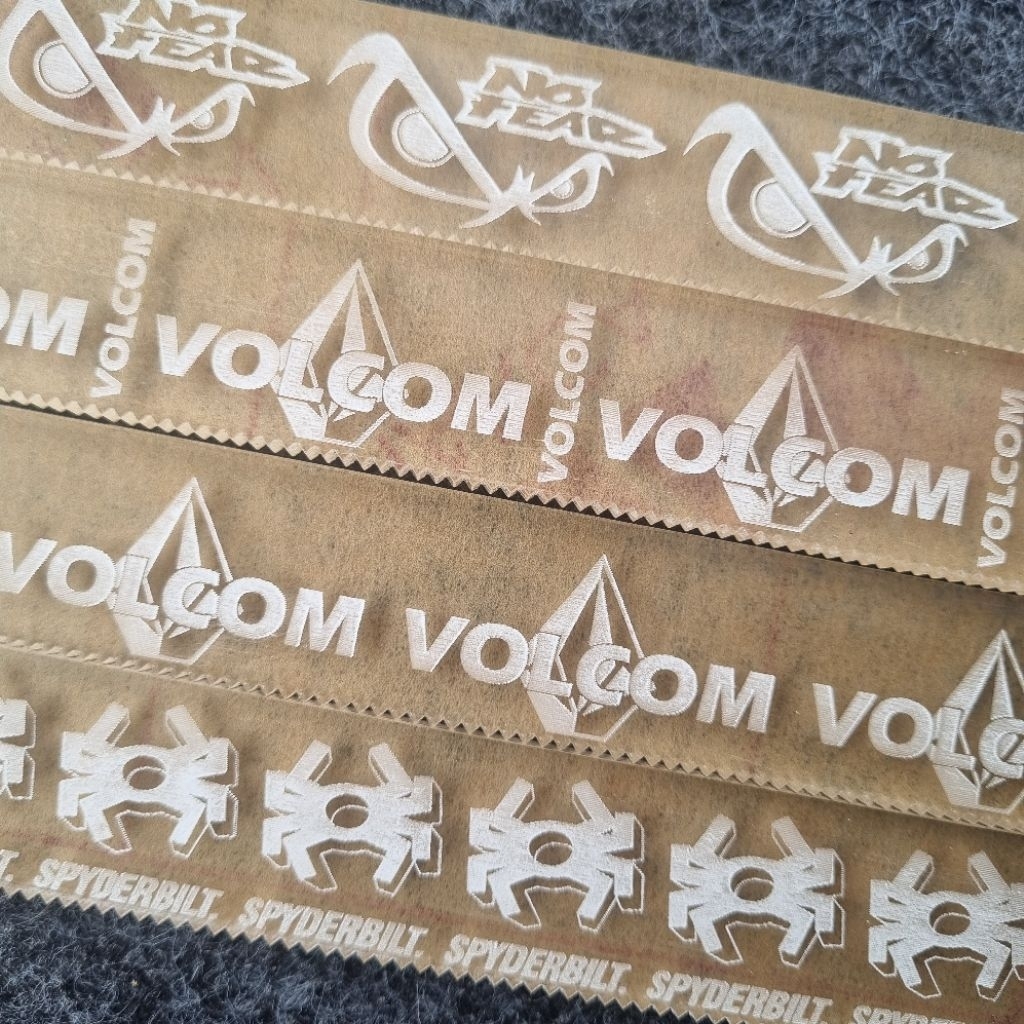 Jual Slime Frame Motif Logo Volcom, Spyderbilt dan No Fear | Shopee ...