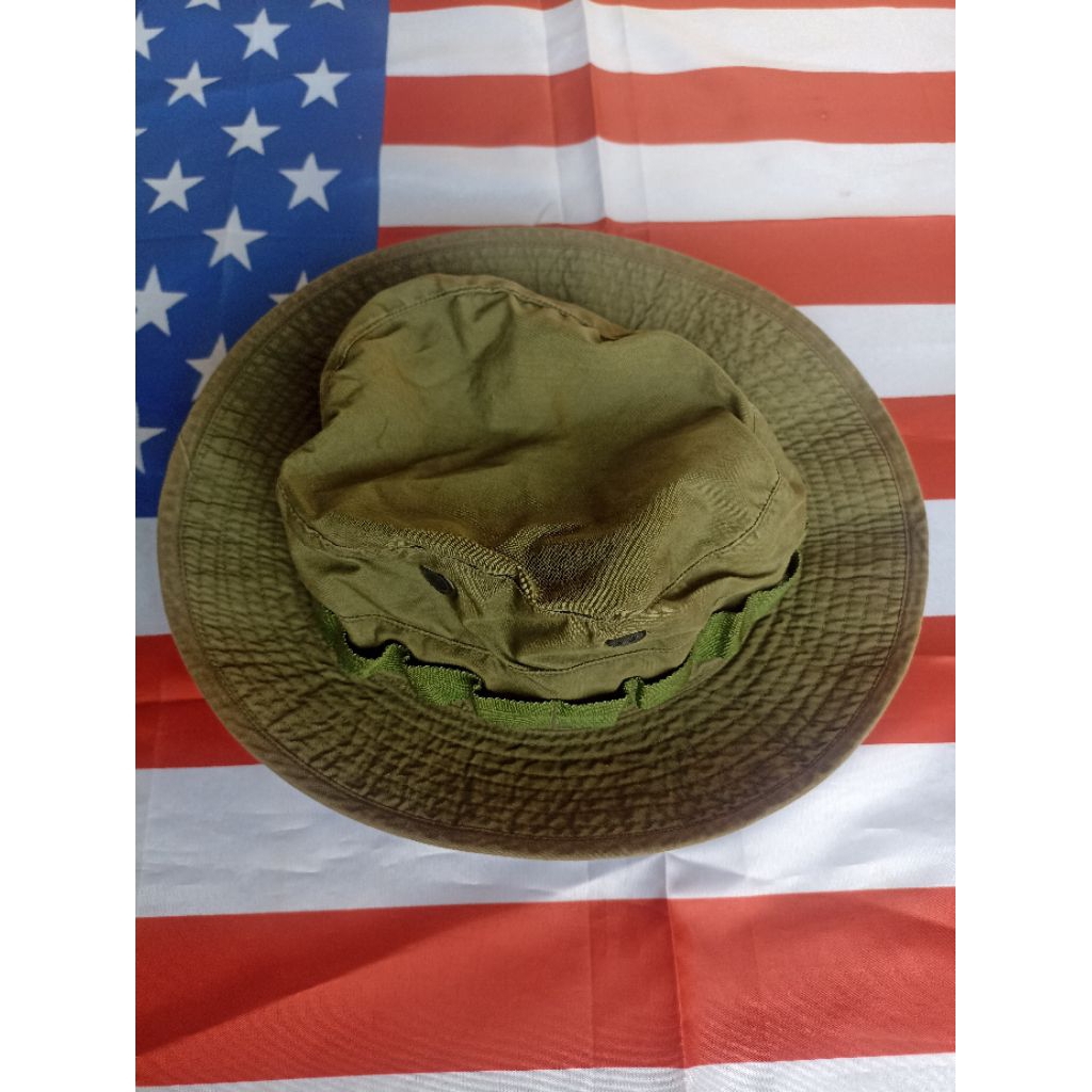 Jual JUNGLE HAT OG 107 POPPLIN 60S | Shopee Indonesia