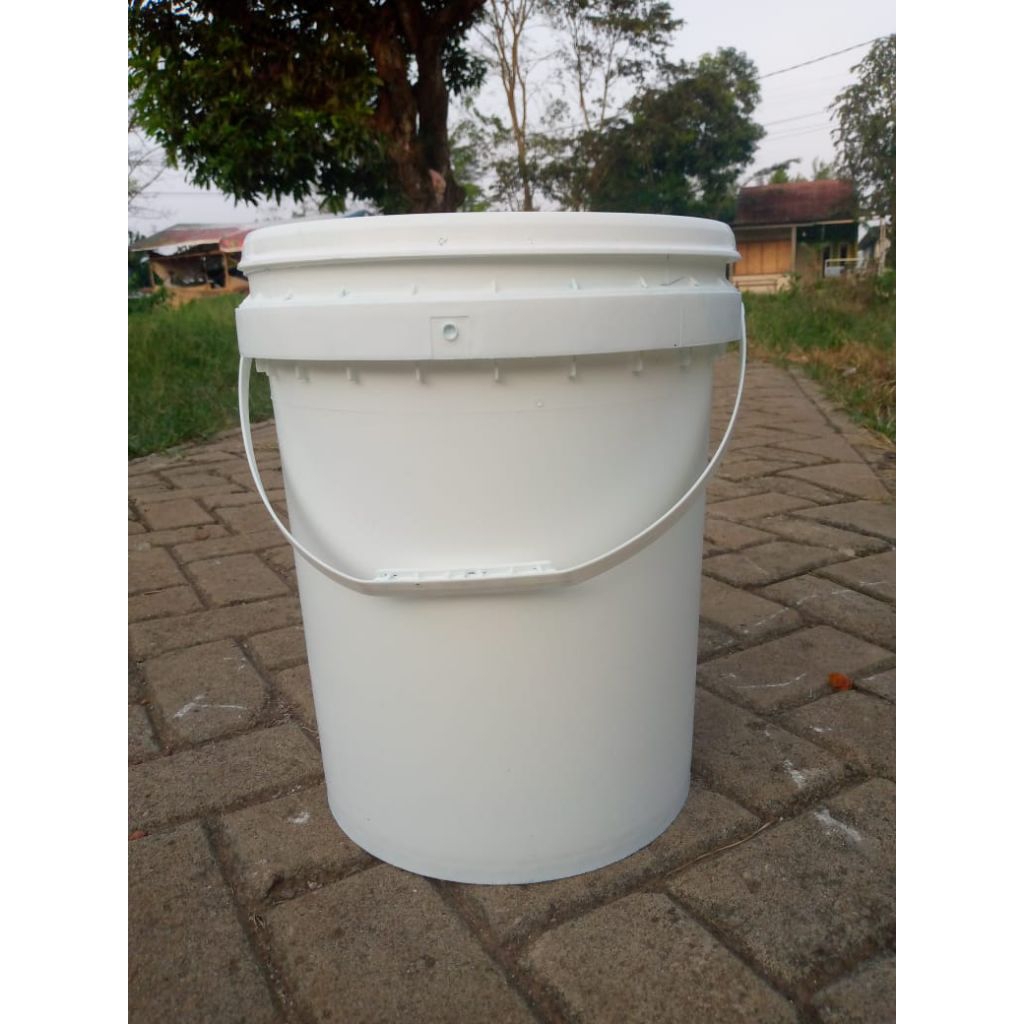 Jual Ember ukuran 25L putih polos anti noda tanpa tutup | Shopee Indonesia