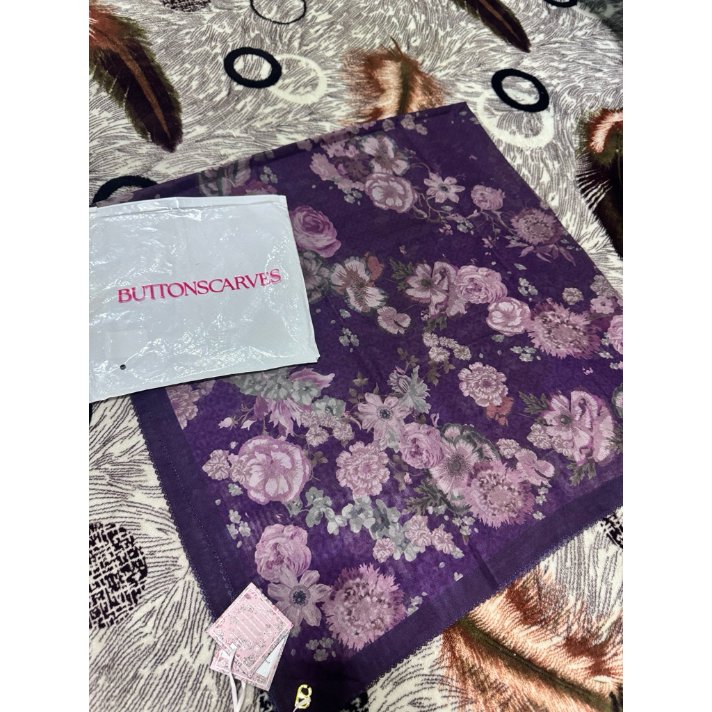 Jual As is Buttonscarves series blume | Shopee Indonesia
