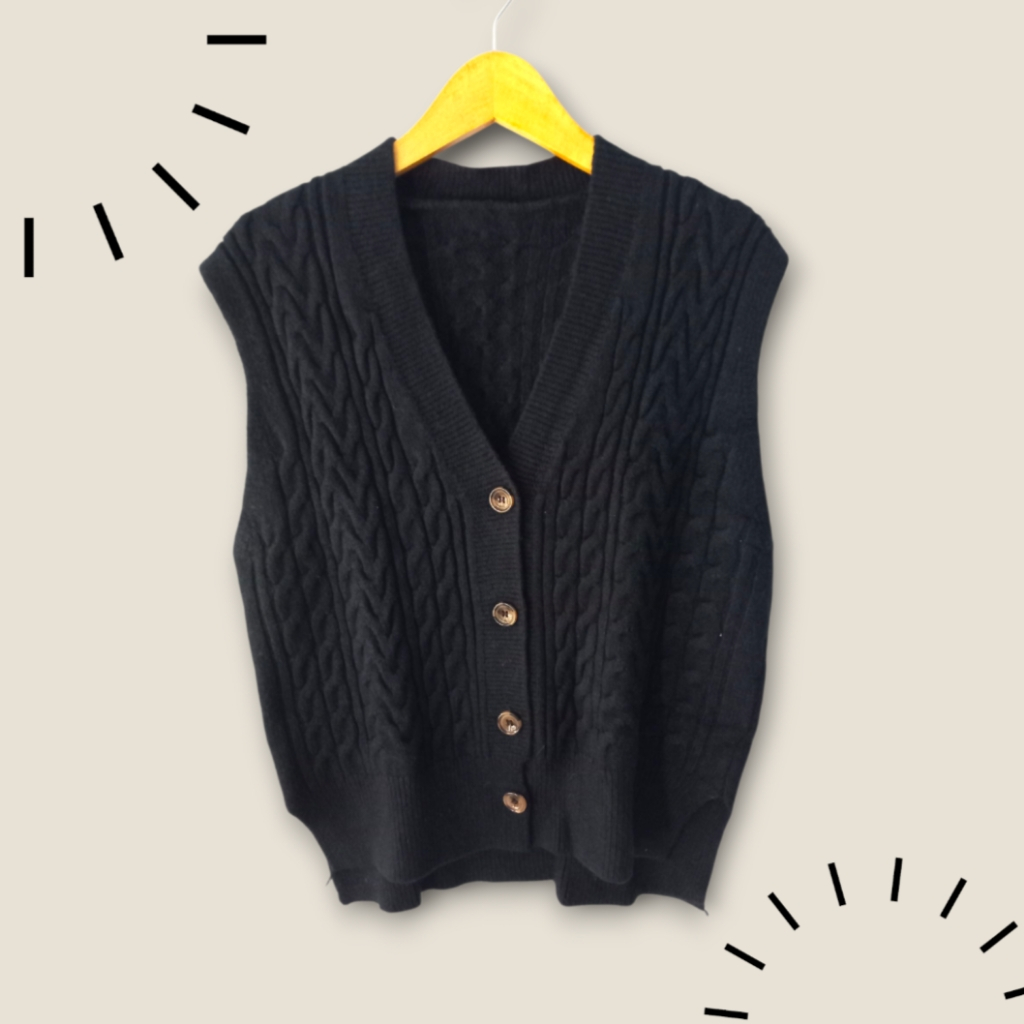 Jual Vest Rajut Kepang Hitam V-Neck Kancing | Shopee Indonesia