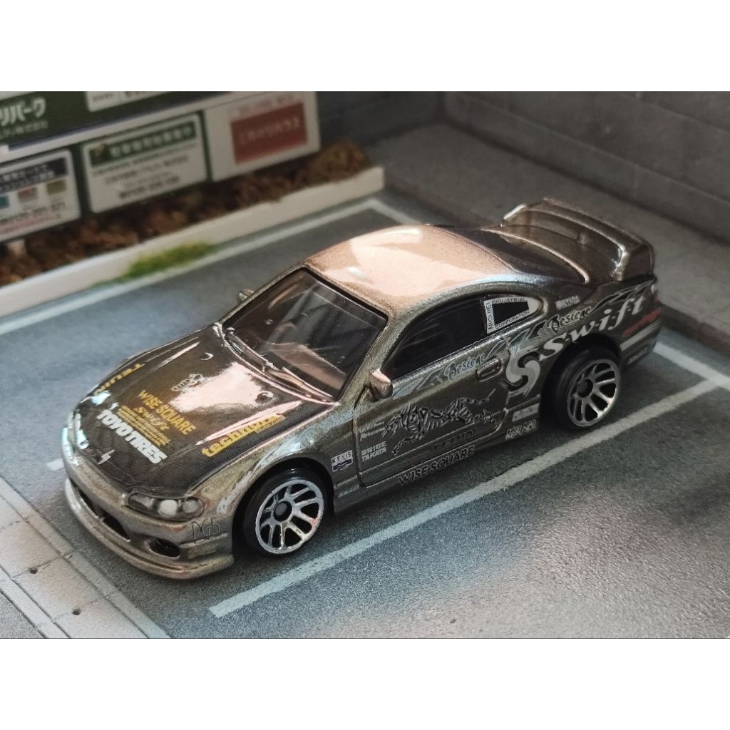 Jual (PRE ORDER) Hotwheels Custom Unrivet Nissan Silvia (S15) Sean ...