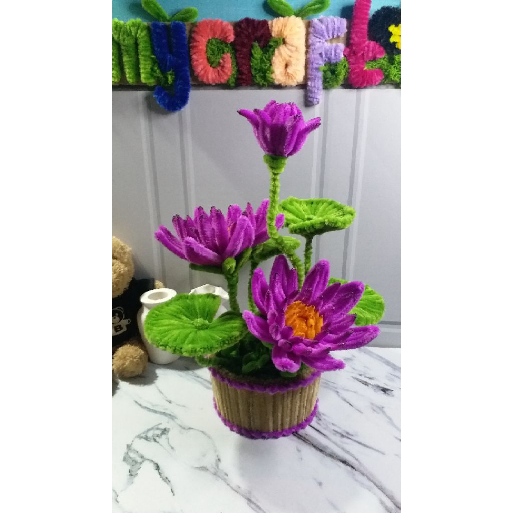 Jual Bunga tunjung biru/teratai ungu dari kawat bulu mercy premium ...