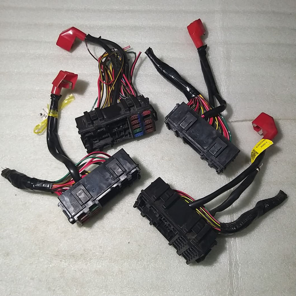 Jual Fuse box rumah sikring sekring pcx 160 k1z pnp adv 160 vario 160 ...
