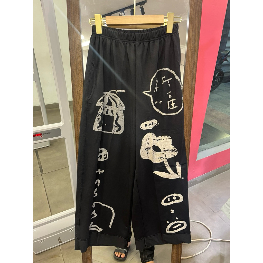 Jual H1.2D PANTS FACE BLACK | Shopee Indonesia