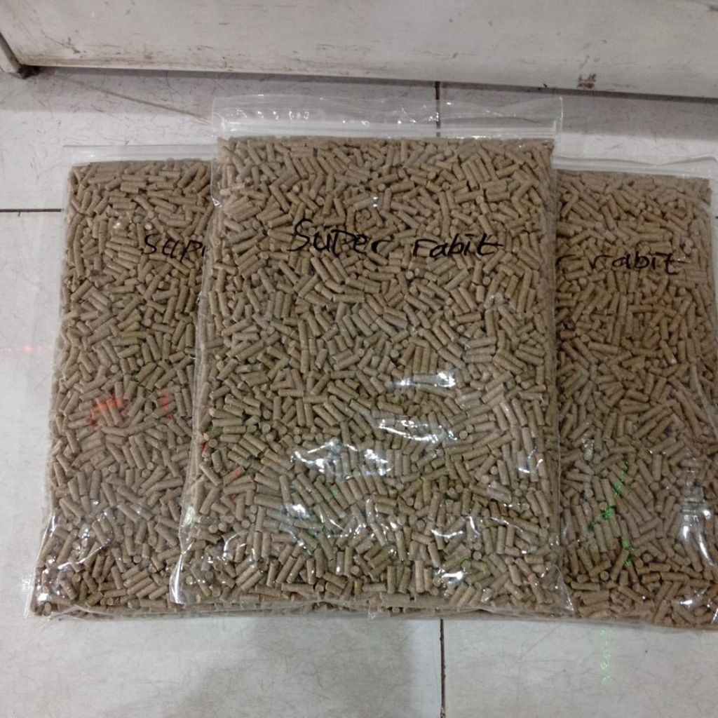 Jual makanan kelinci/marmut super rabbit paket 4kg | Shopee Indonesia
