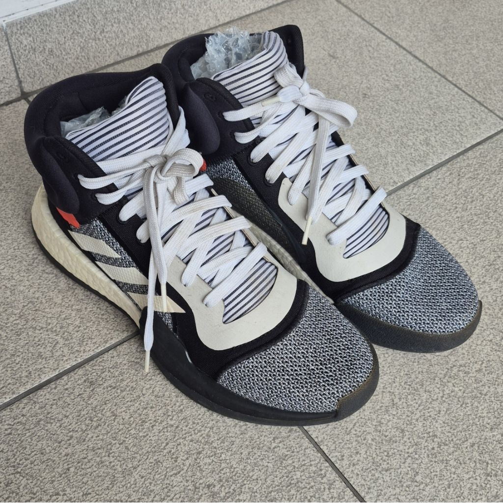 Jual Adidas MARQUEE BOOST Basketball original | Shopee Indonesia