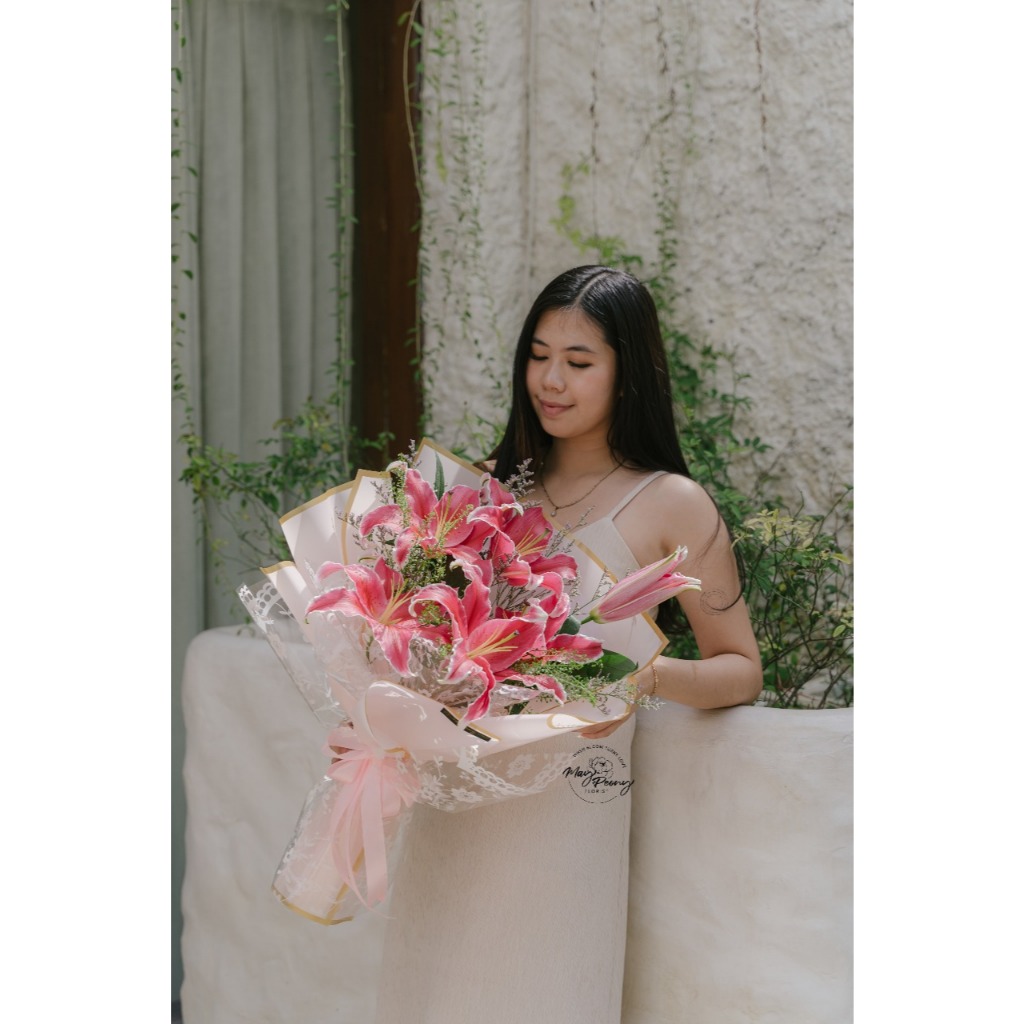 Jual FRESH LILY BOUQUET LARGE SIZE - Buket Bunga Asli Buket Segar Buket ...