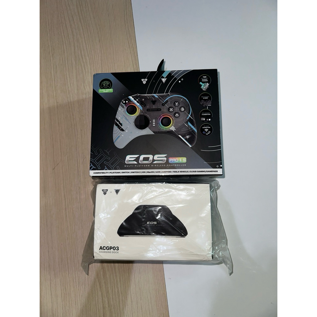 Jual Bundle Fantech Eos 2 pro S + charging dock ( All NEW ) | Shopee ...