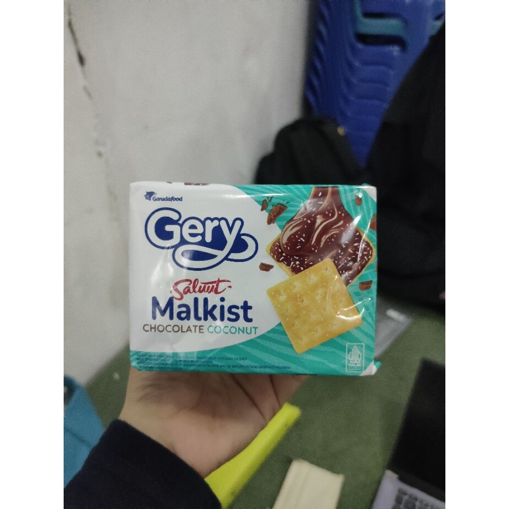 Jual Gery Salut Malkist rasa Chocolate Coconut (Garuda Food) | Shopee ...