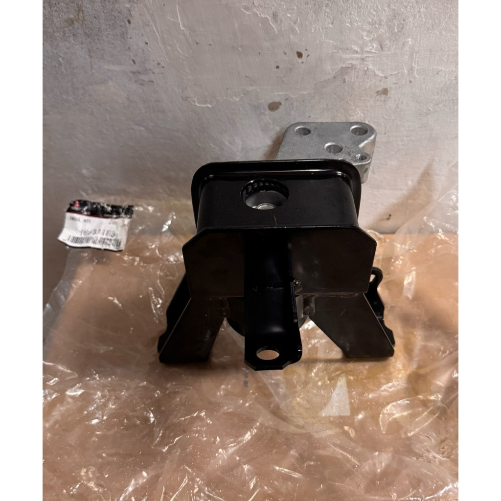 Jual Engine mounting original mitsubishi Xpander | Shopee Indonesia