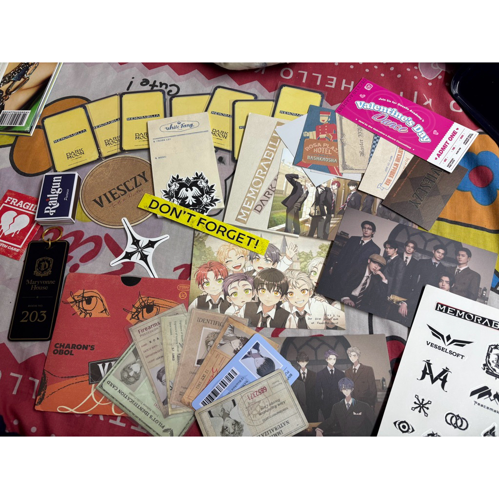 Jual album enhypen memorabilia (satuan 2k-8k) | Shopee Indonesia