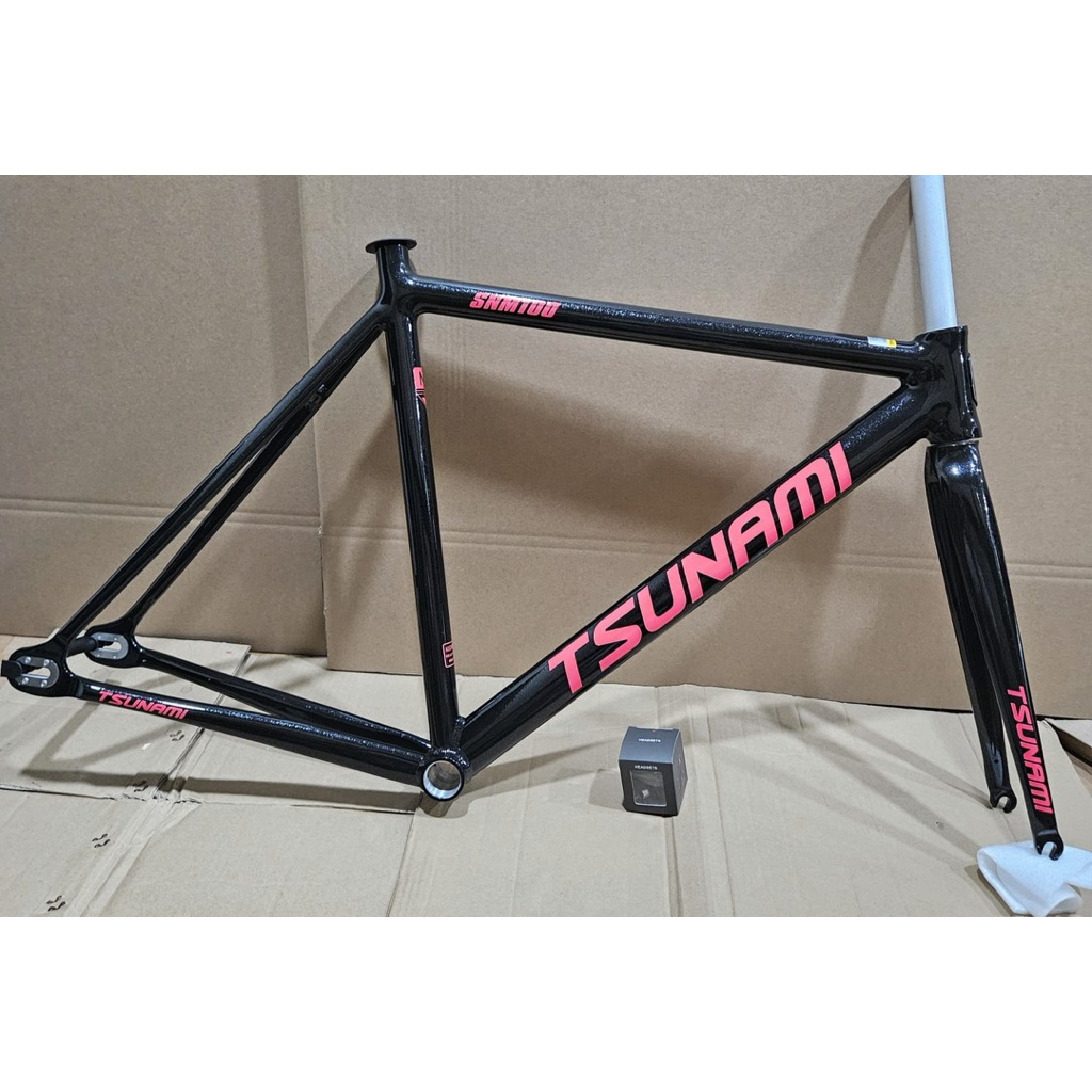 Jual Frameset Sepeda Fixie TSUNAMI SNM100 Warna Space Black Pink Label ...