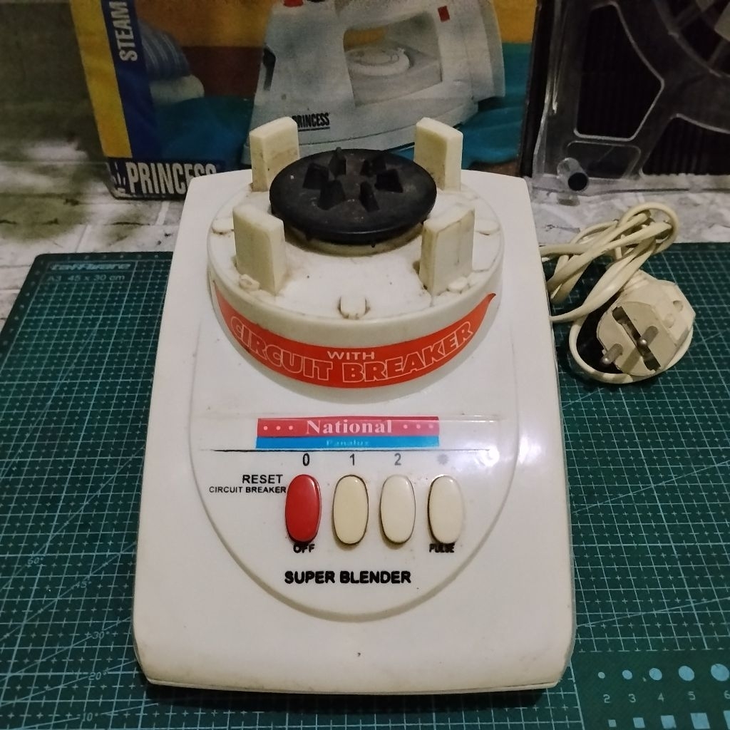 Jual mesin blender national 250W super blender model MX-T2GN BEKAS ...