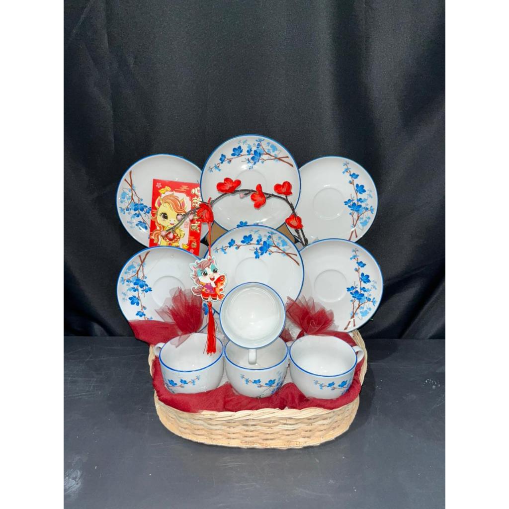 Jual Hampers Cangkir Set Motif Bunga Parcel Tahun Baru Imlek | Parcel ...