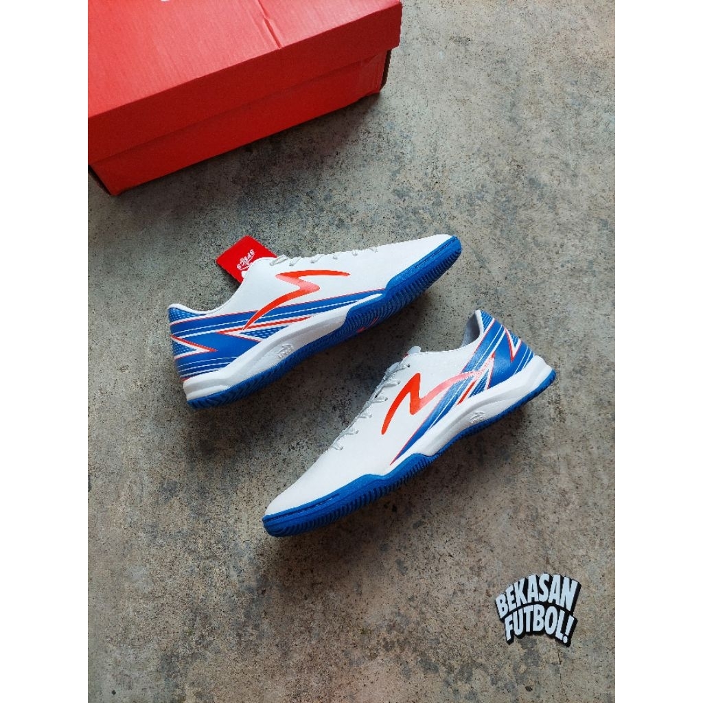 Jual Specs Lightspeed 20 IN White/Palace Blue/Cherry Tomato size 39 ...