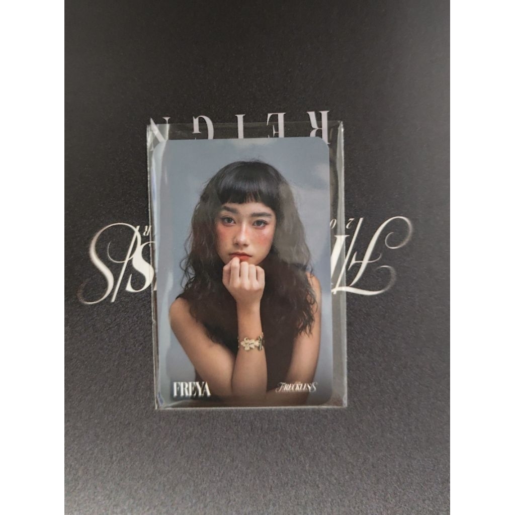 Jual Photocard Freya JKT48 Freckless Calendar 2026 | Shopee Indonesia