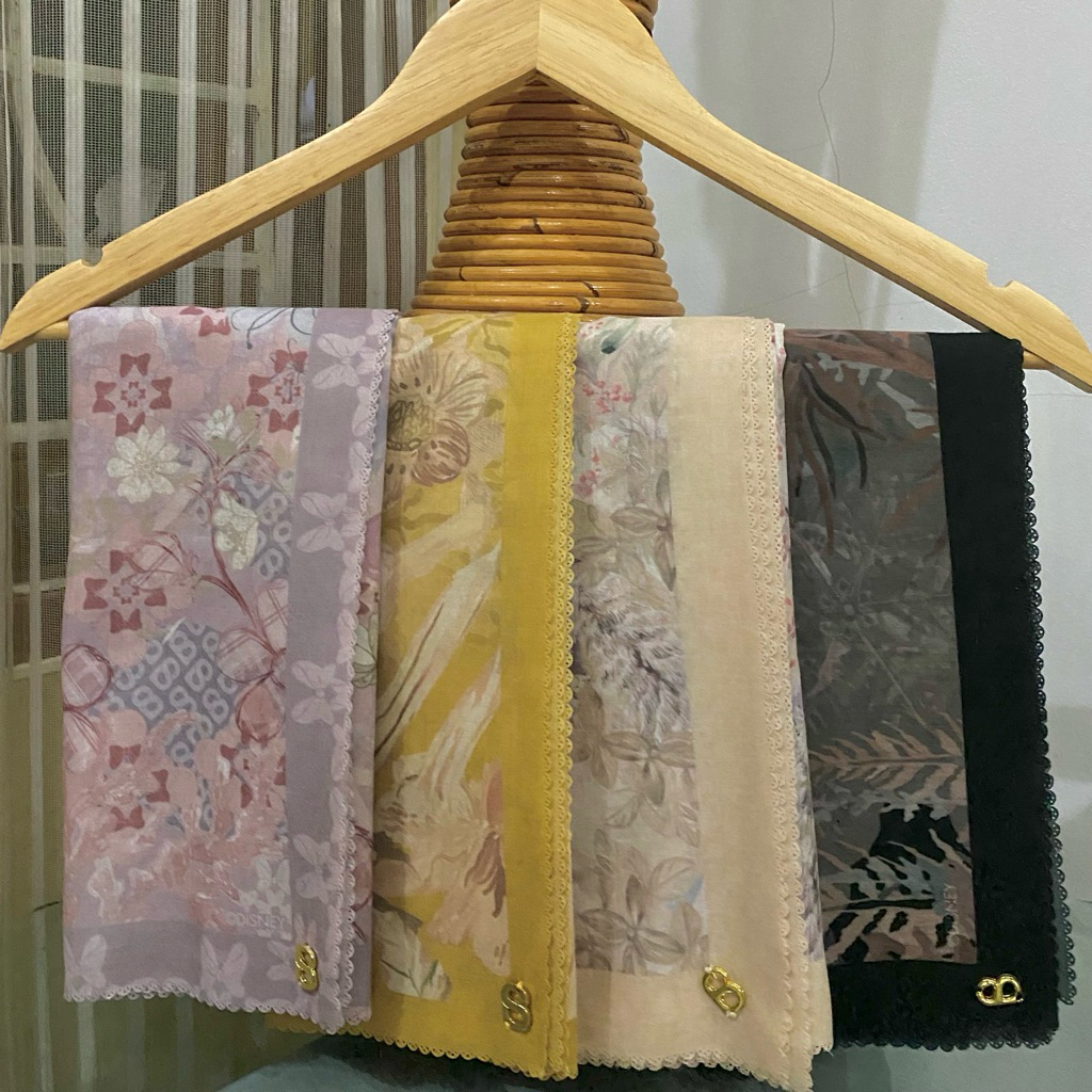 Jual Buttonscarves PL (NO BOX) | Shopee Indonesia