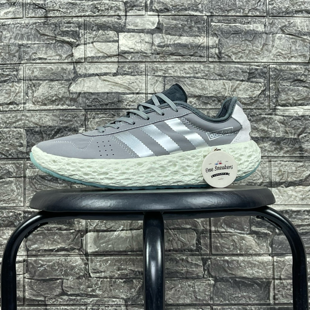 Jual SEPATU ADIDAS ZPONGE GREY MATTE SILVER | Shopee Indonesia