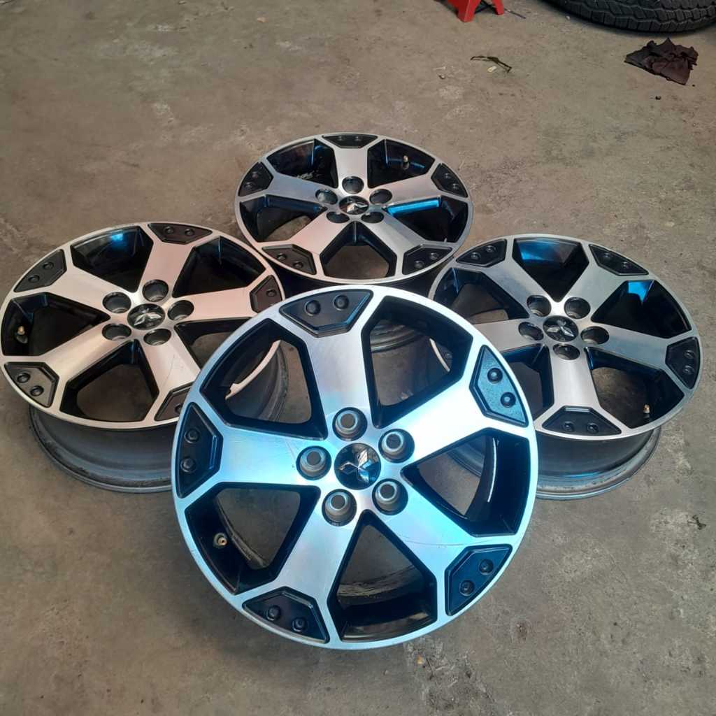 Jual VELG MOBIL BEKAS ORIGINA X PANDER CROSS PLEG MOBIL SECOND STD ...