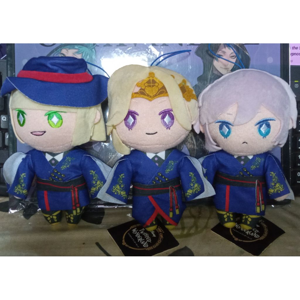 Jual Twisted Wonderland POMEFIORE Plushie | Shopee Indonesia