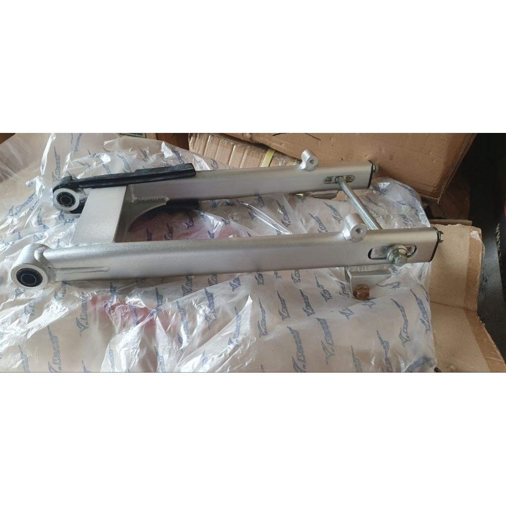 Jual swing arm Drag F1ZR silver blast | Shopee Indonesia