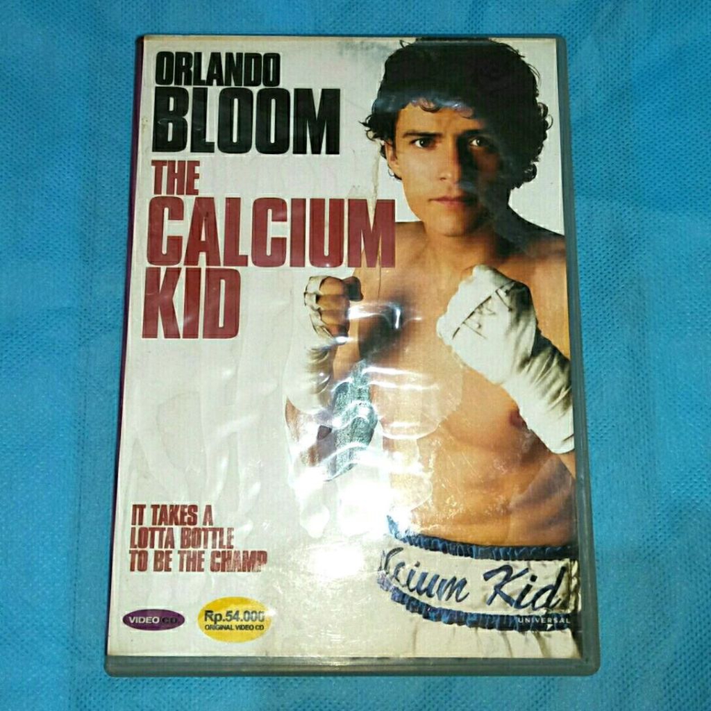 Jual VCD The Calcium Kid - Orlando Bloom . It Takes A Lotta Bottle To ...