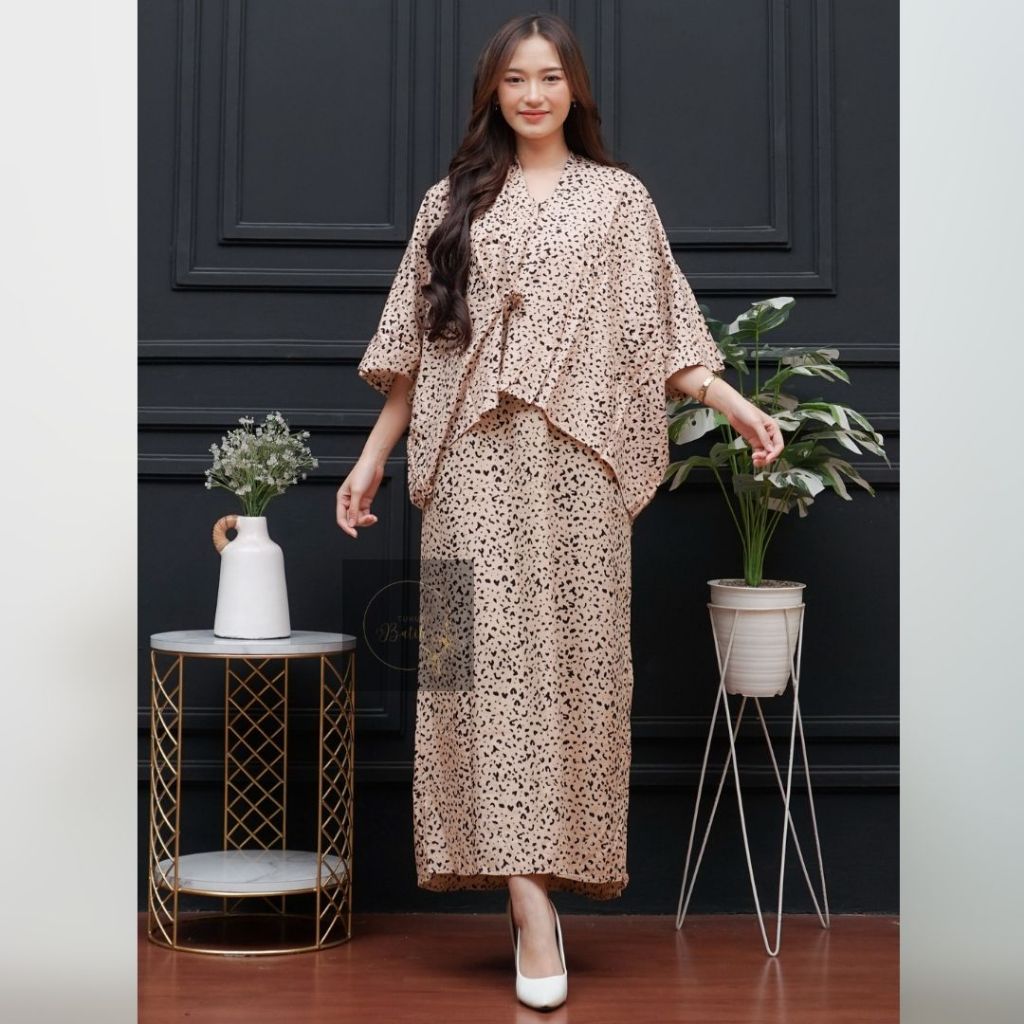 Jual Dress Set Outer Scarf Rayon Premium by Tukuni | Shopee Indonesia