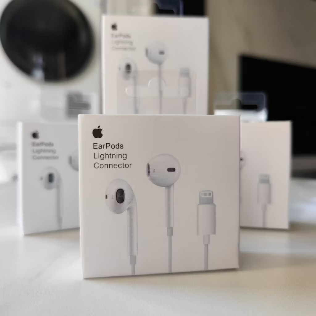 Jual Apple Earphone earpods Lightning in-ear wired with mic Audio ...