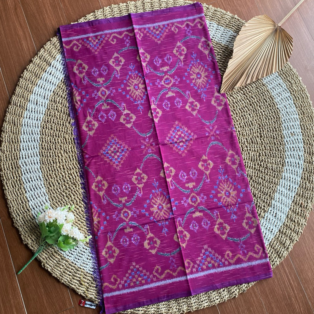 Jual KAIN TENUN ENDEK KHAS BALI MOTIF PATRA WAJIK DOUBLE IKAT MAGENTA ...