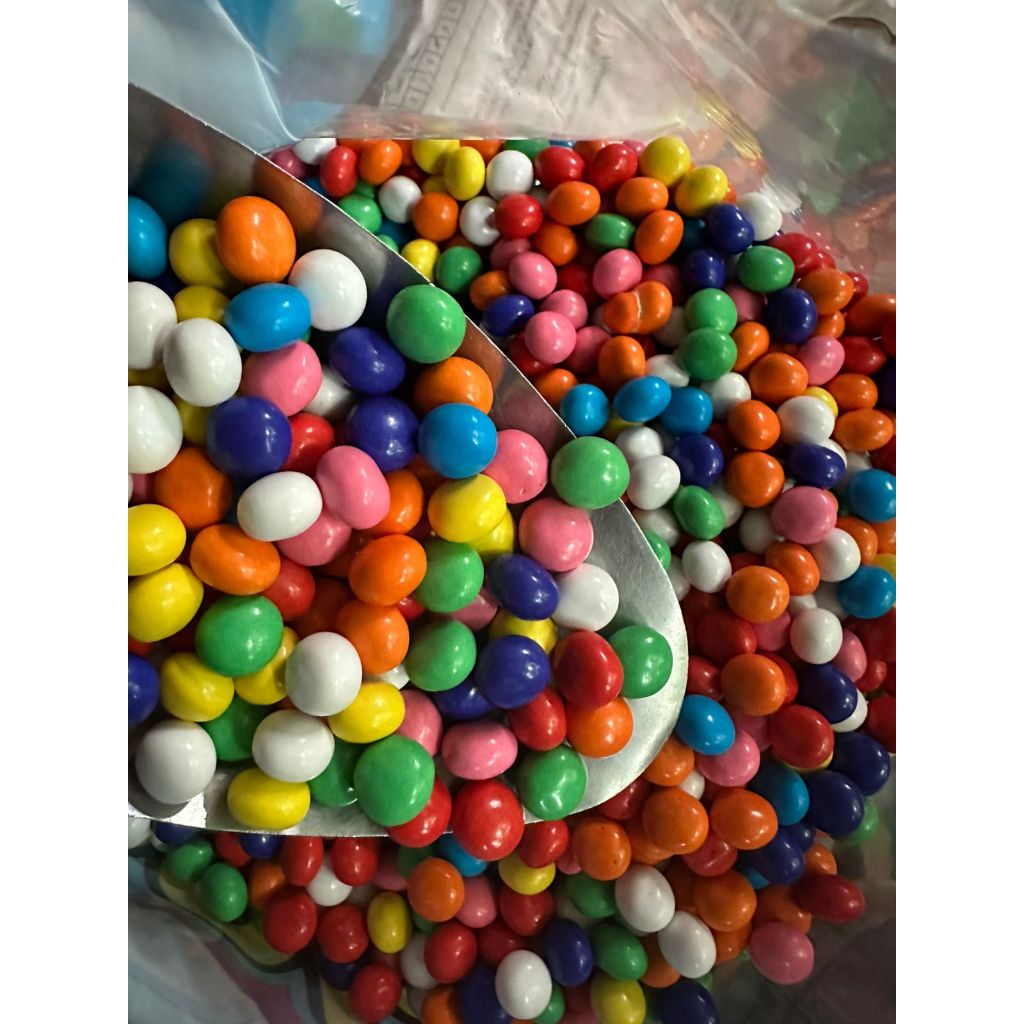 Jual BISCUIT CHACHA DUO WARNA CHOCOBALL MINI 1KG | Shopee Indonesia