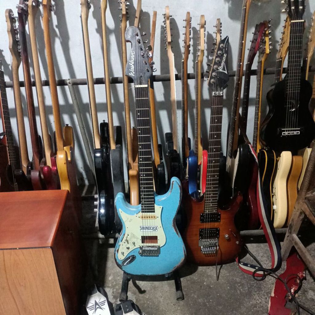 Jual gitar Stratocaster kidal | Shopee Indonesia