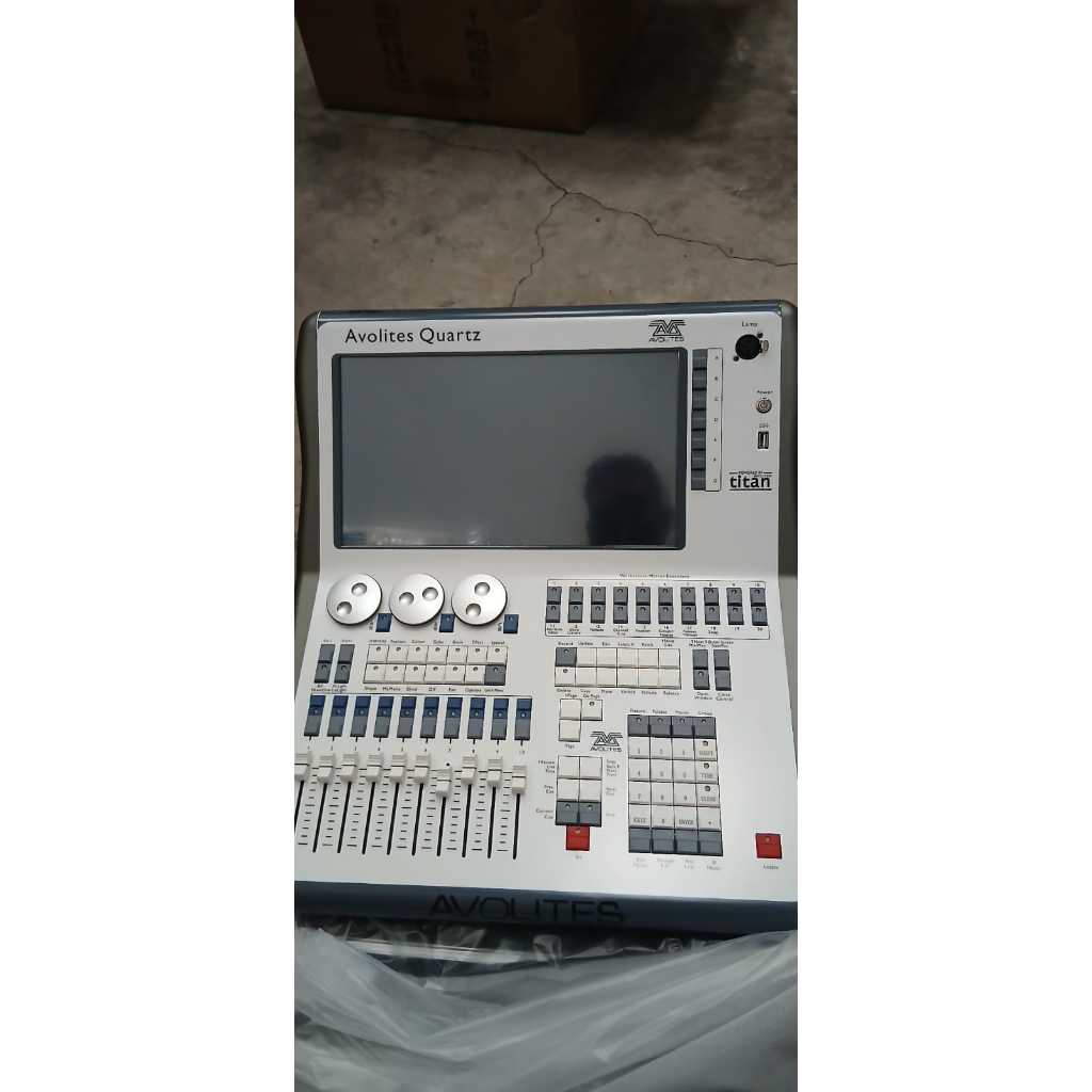 Jual Mixer Avolites Quartz / lighting / Elektronik | Shopee Indonesia
