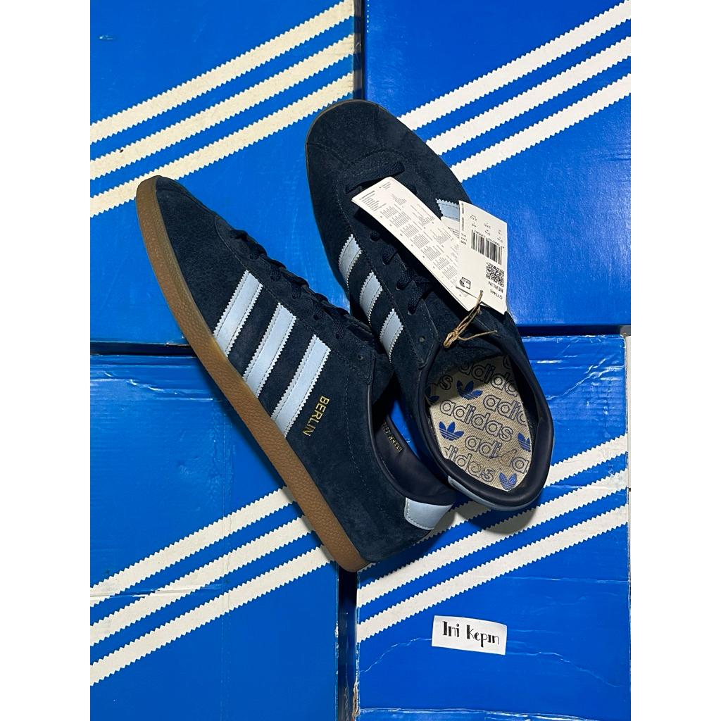 Jual Sepatu Adidas Berlin CitySeries | Shopee Indonesia